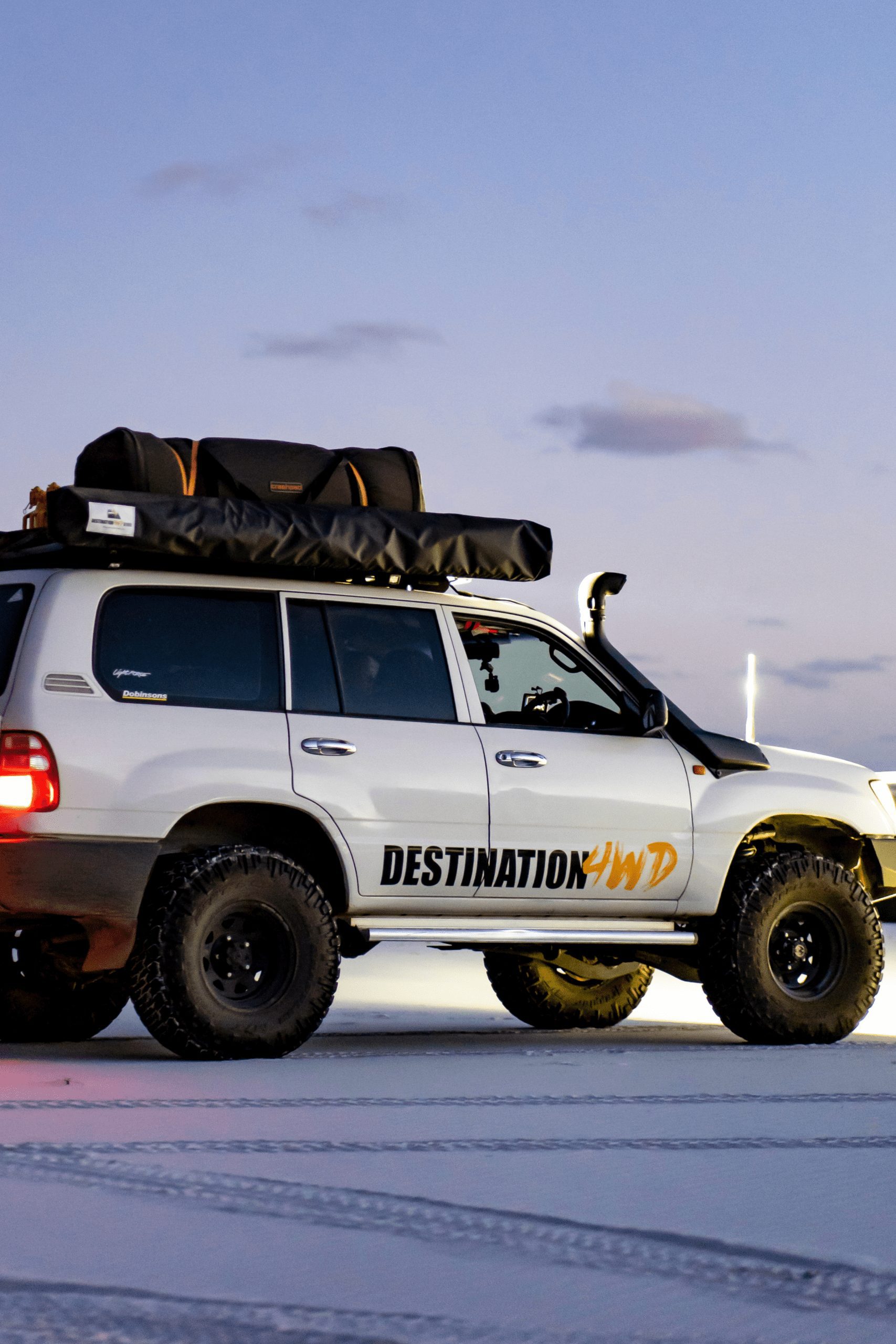 D180 degree free standing awning - Destination 4WD | Recurve