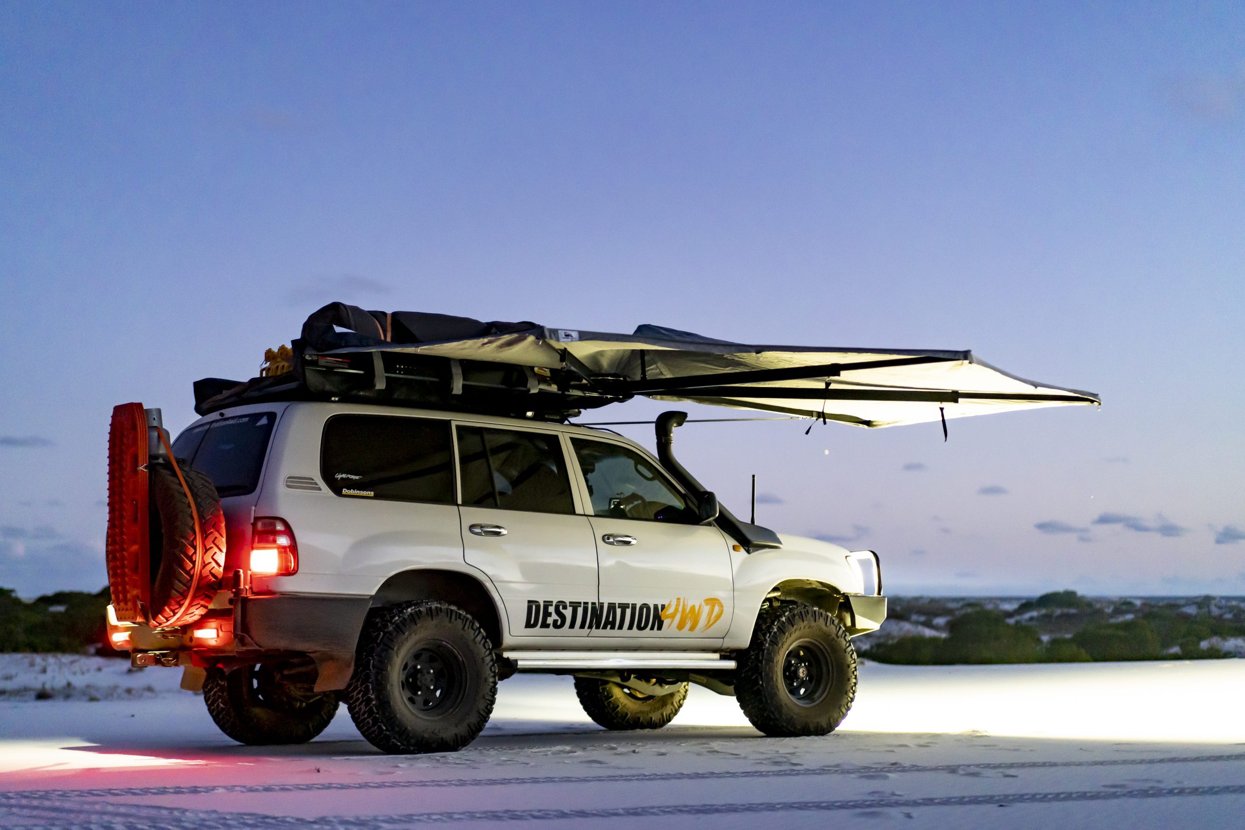 D180 degree free standing awning - Destination 4WD | Recurve
