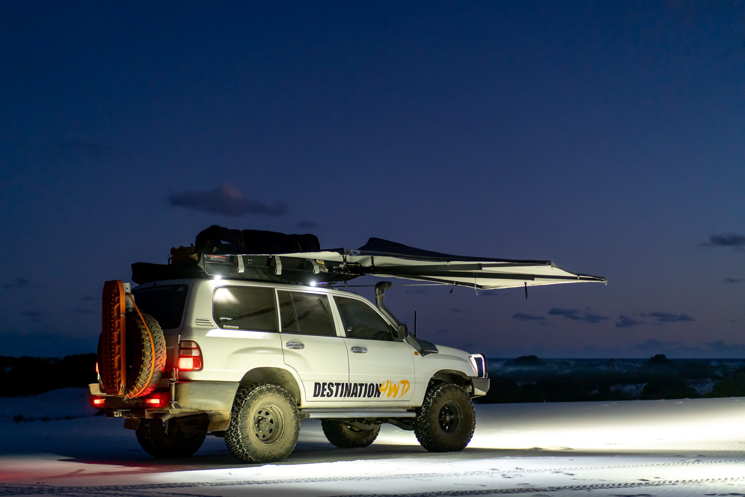 D180 degree free standing awning - Destination 4WD | Recurve