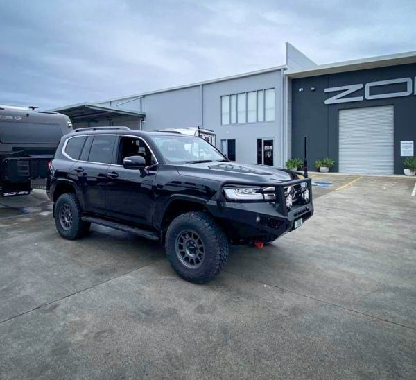 Toro Bull bar, Suitable for Toyota Land Cruiser 300 Series, 2021 on ...