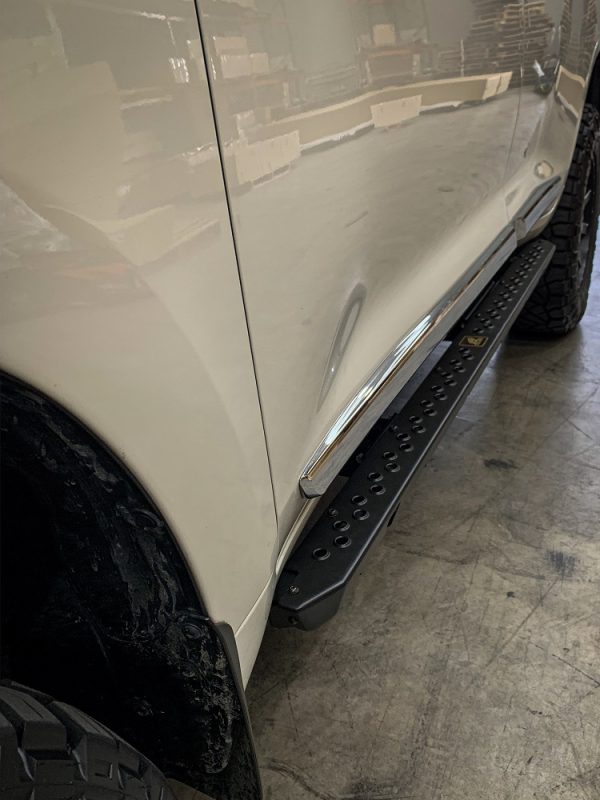 Rock Sliders, Suitable for Toyota Land Cruiser 200 Series, 2007 to 2021 ...